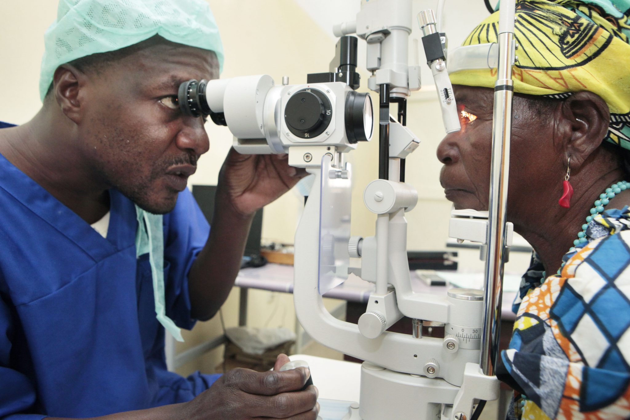 Lumière pour le Monde, Rien que pour vos yeux ! - Magazine d’actualité ...